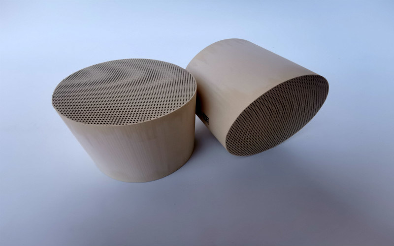 300 Cell Density GPF Gasoline Particulate Filter Car Fuel Catalyst Pt ...